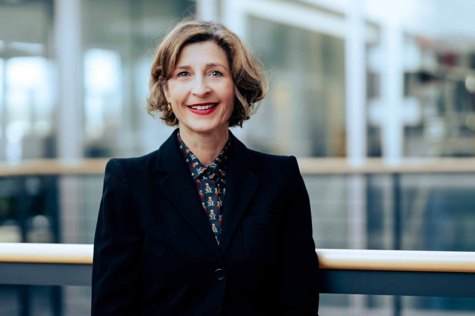 Liz Mohn und Alexander Neef in exchange on NEUE STIMMEN – Liz Mohn ...